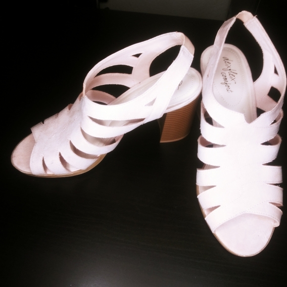 dexflex comfort | Shoes | Dexflex Comfort Heels | Poshmark